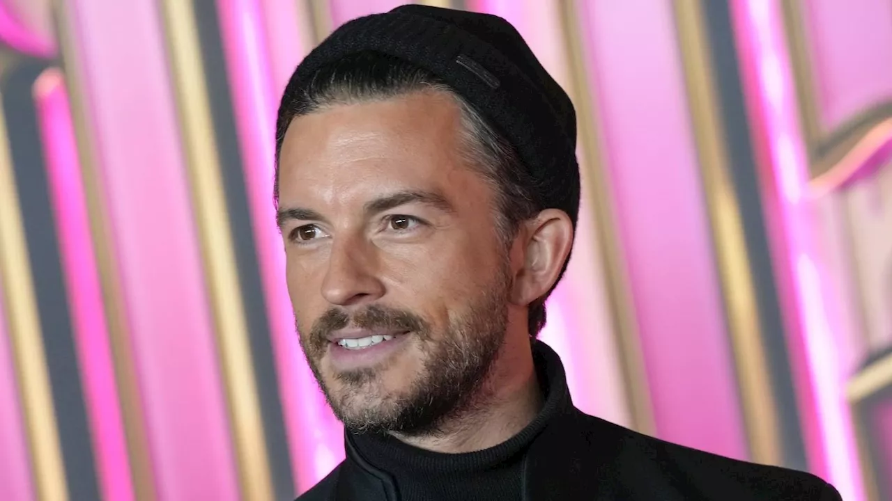 Jonathan Bailey Dominates 2025 Box Office; Three Actors Eye 2026 Crown ...